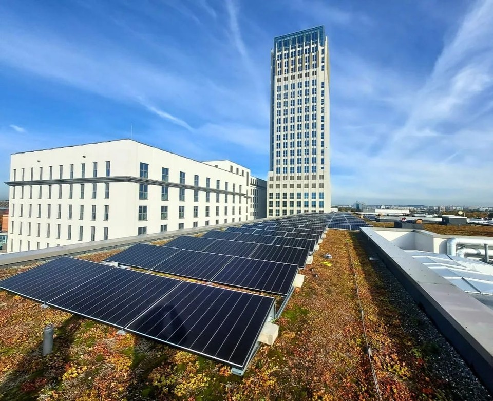 Panele fotowoltaiczne | Unity Centre